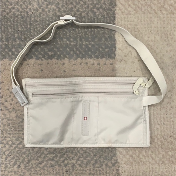 SwissGear | Bags | Swiss Gear Fanny Pack Super Slim Easy To Hide | Poshmark